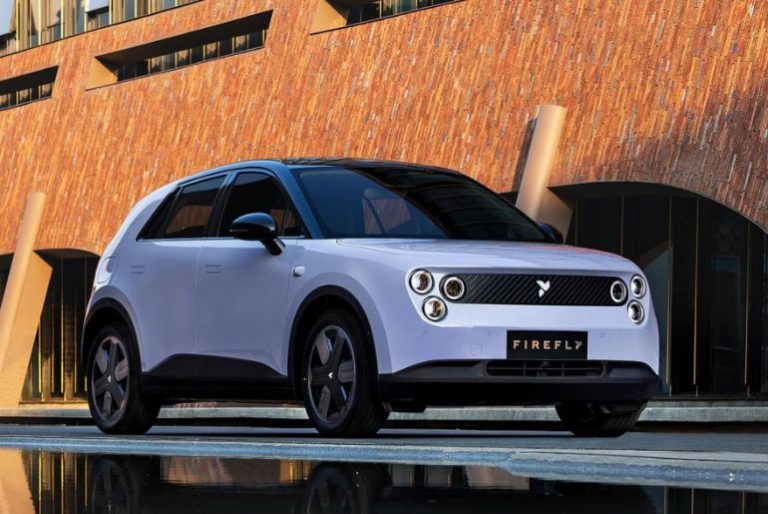 NIO Launches FIREFLY Electric Compact Car in Two Variants